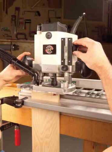 Plunge Router vs. Fixed-Base Router – Mother Earth News